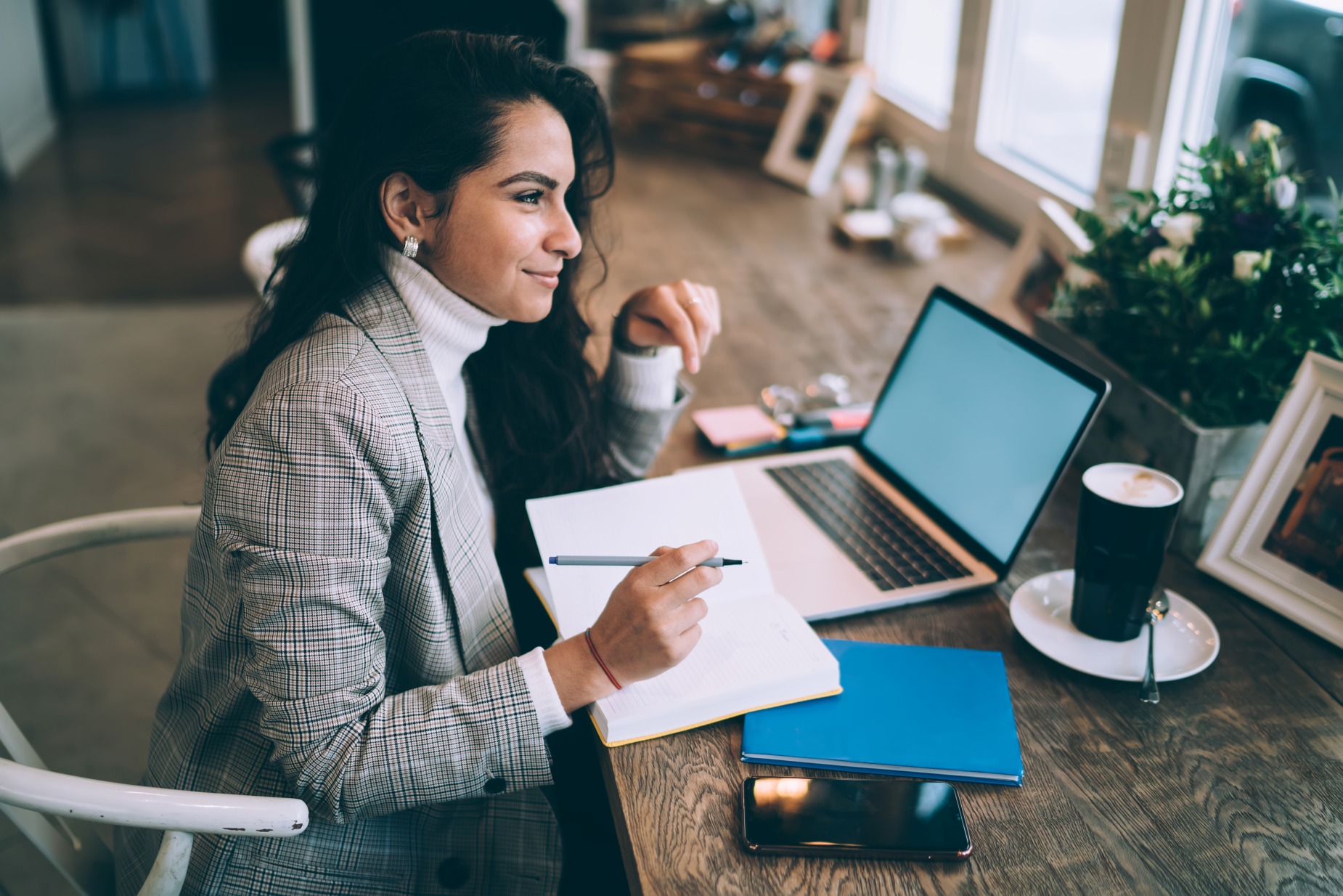 Average Salary in Italy in 2025: What You Need to Know